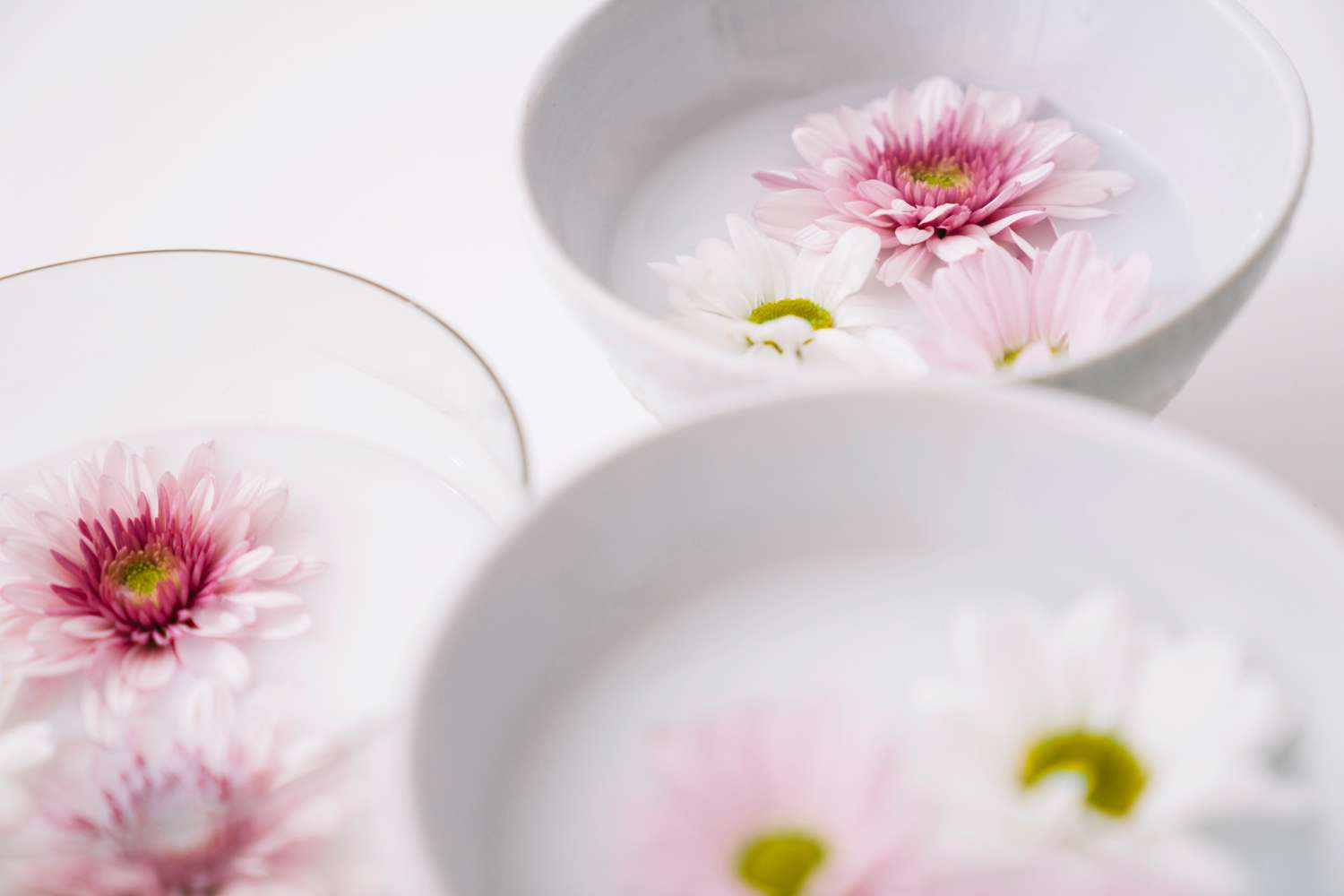 Top 15 Corporate Events Stunning Flower Table Arrangements